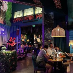 AZTECA SOUTH BEACH - Updated November 2025 - 190 Photos - 94 Reviews ...