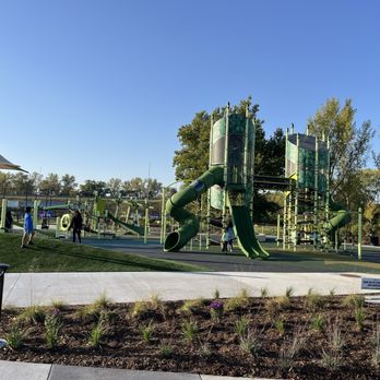 COLBY PARK - Updated December 2025 - 18 Photos - 6900 School St ...