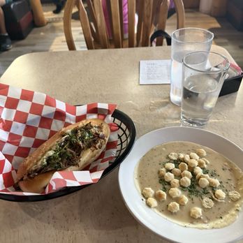 CHOWDERHEAD - Updated October 2025 - 110 Photos & 124 Reviews - 825 N ...