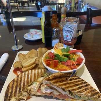 THE MARKETPLACE GRILL CAFE - Updated August 2024 - 1582 Photos & 1477 ...