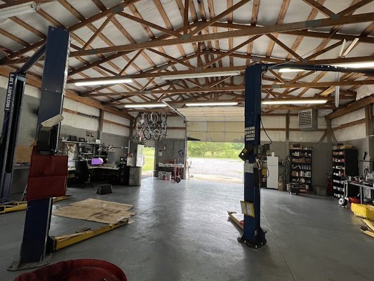 HUGHES AUTOMOTIVE - Updated December 2025 - 12 Reviews - 680 W ...