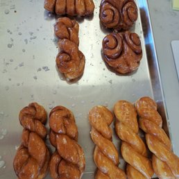 ROCKLIN DONUTS & CINNAMON - Updated July 2025 - 665 Photos & 648 ...