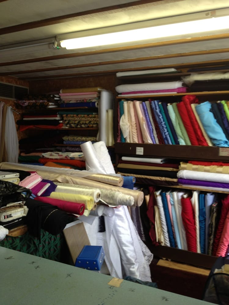 DISCOUNT FABRIC BY MARY - Updated October 2025 - 25 S 9th St ...