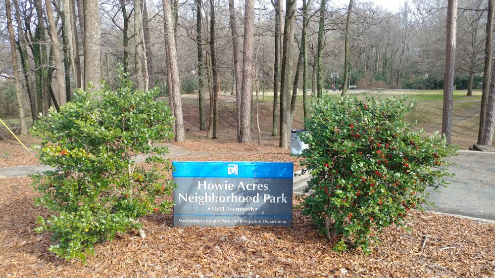 HOWIE ACRES NEIGHBORHOOD PARK - Updated May 2025 - 4200 Redwood Ave ...