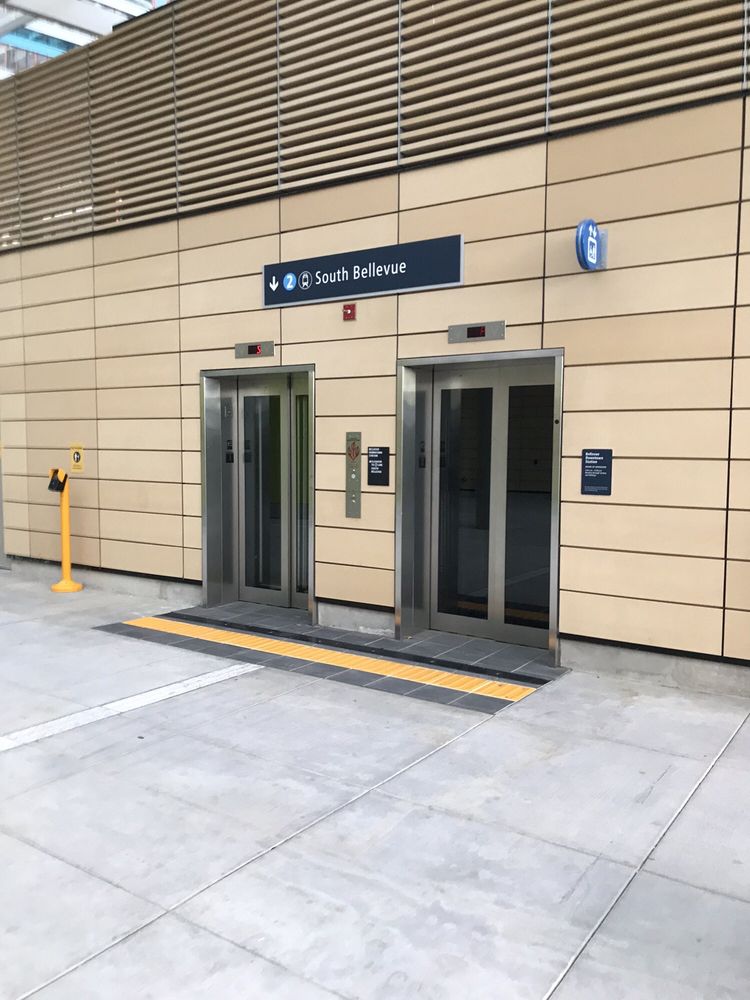 BELLEVUE DOWNTOWN STATION - Updated January 2025 - 11 Photos - 594 ...