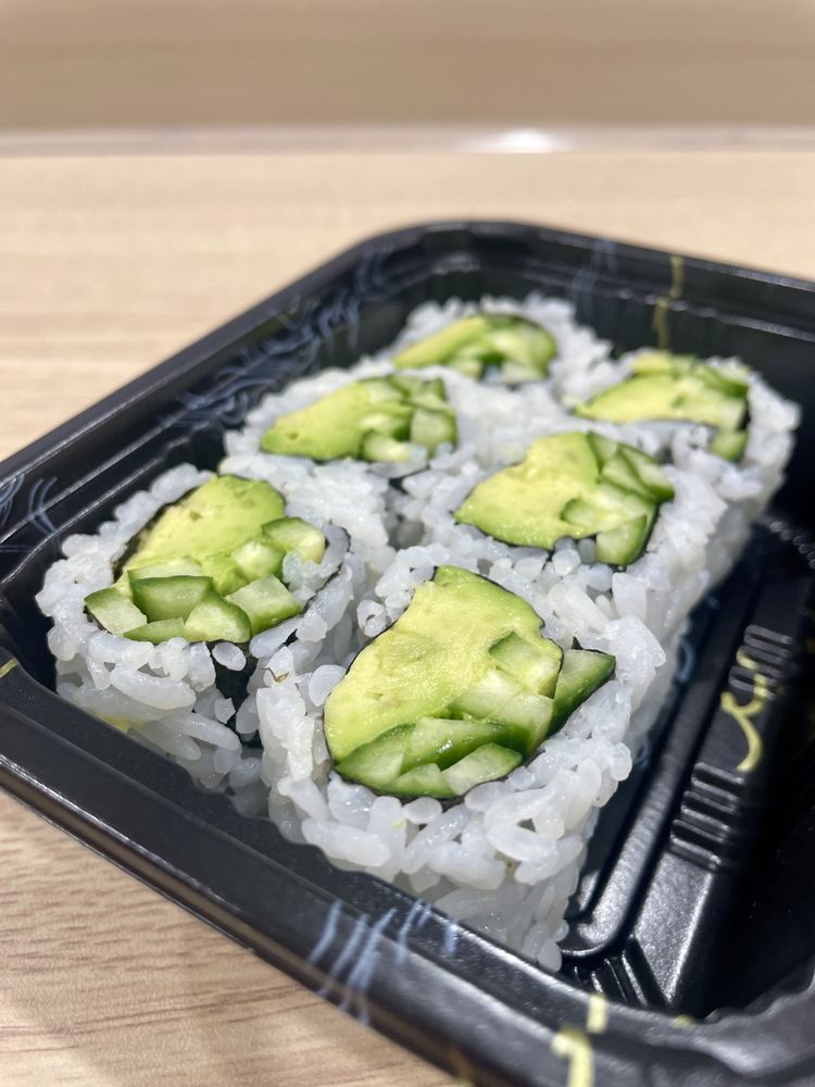 YUJO SUSHI & BUBBLE TEA - Updated July 2025 - 36 Photos - 828 Broadway ...