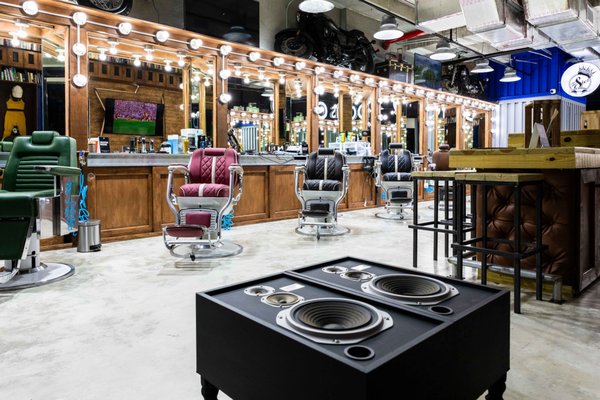 THE SPOT BARBERSHOP - KEY BISCAYNE - Updated October 2025 - 14 Photos ...