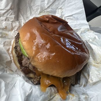 WAGYULICIOUS BURGERS AND BREWS - Updated December 2025 - 28 Photos & 31 ...