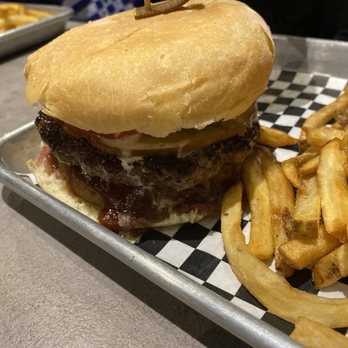 GRAZE BURGERS - Updated December 2024 - 326 Photos & 377 Reviews - 125 ...
