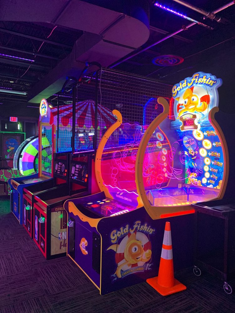 MONSTER MINI GOLF - 183 Photos & 117 Reviews - 14130 Sullyfield Cir ...