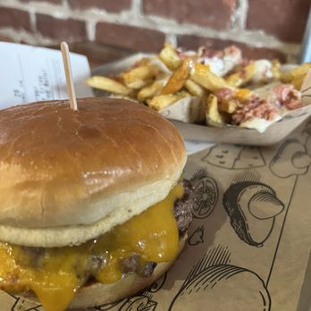 THE MELT - Updated August 2024 - 774 Photos & 859 Reviews - 925 Market ...