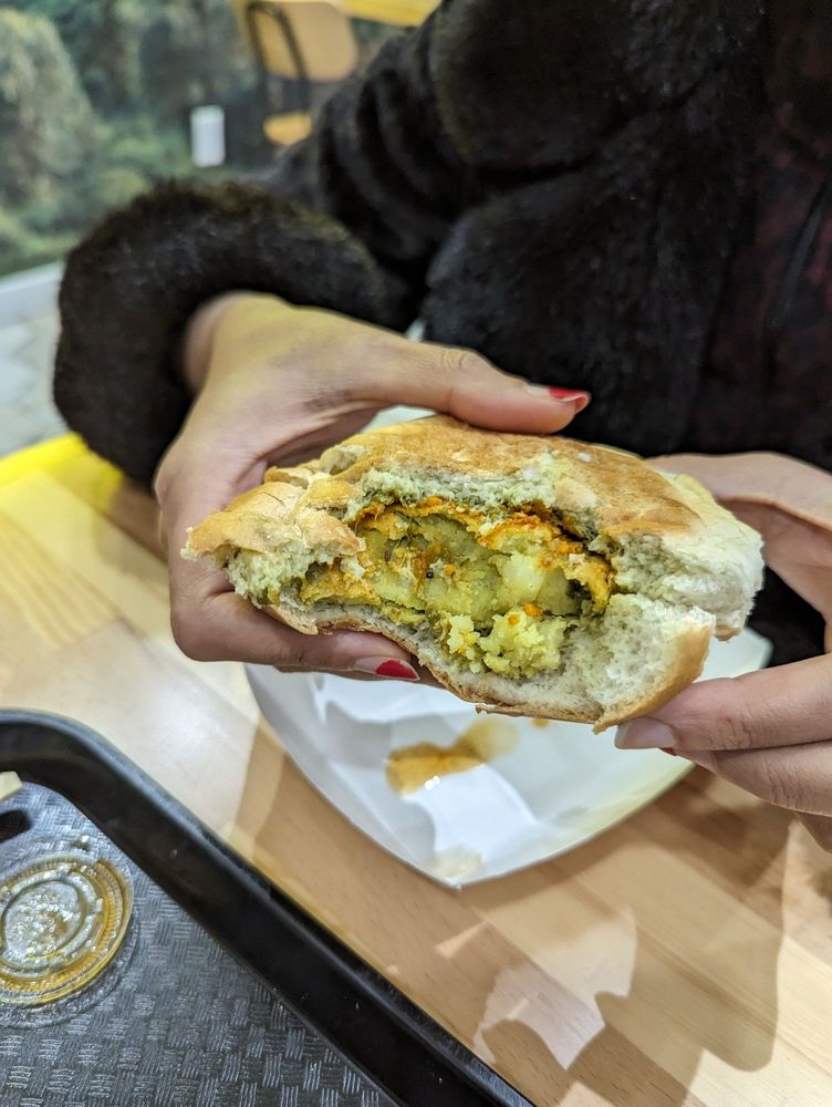 TAPRI CHAI - Updated September 2025 - 200 Kennevale Drive, Ottawa ...