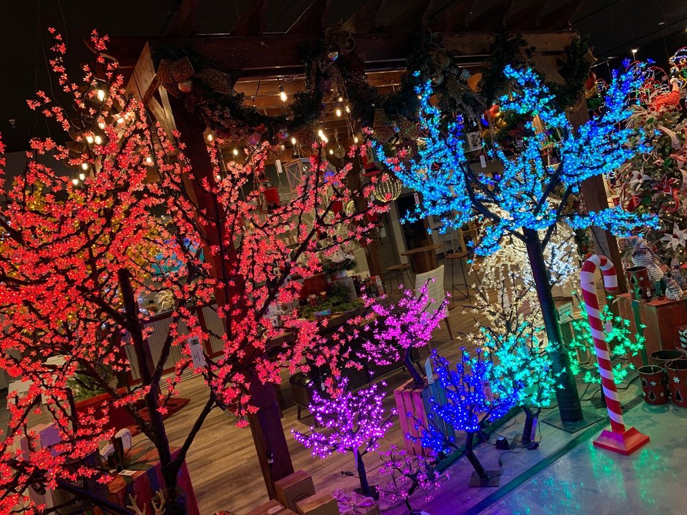 BRITE IDEAS DECORATING - 2011 N 156th St, Omaha, Nebraska - 94 Photos - Holiday Decorating ...