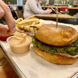 HELLA GOOD BURGER - Updated December 2025 - 275 Photos & 314 Reviews ...