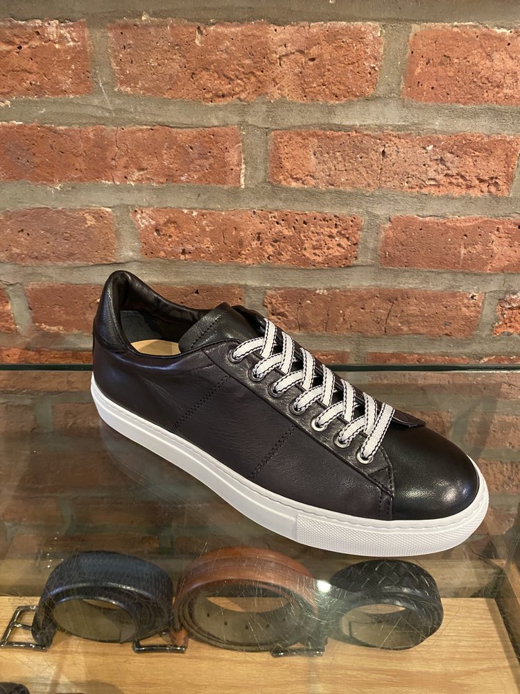 AVITTO - Updated July 2025 - 142 Photos & 42 Reviews - 424 W Broadway ...