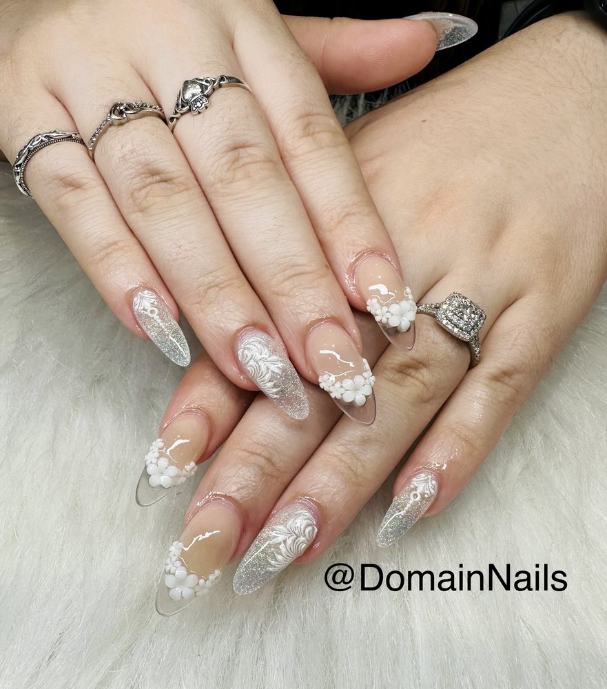 DOMAIN NAILS & SPA - 252 Photos & 131 Reviews - 3310 W Braker Ln ...