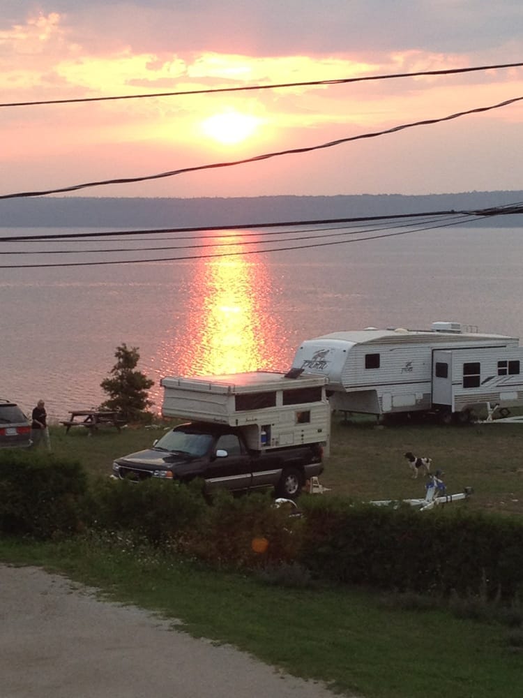 MELDRUM BAY INN - Updated February 2025 - 25959 Highway 540 ...