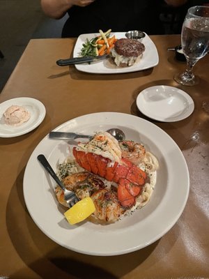 FREDRICK’S SUPPER CLUB - 35 Photos & 54 Reviews - 118 Merchant Row ...