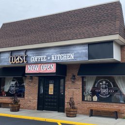TOAST COFFEEHOUSE - Updated July 2025 - 775 Photos & 851 Reviews - 650 ...