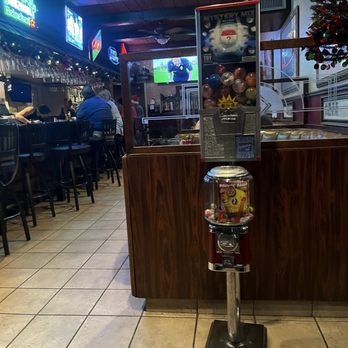 RED DEVIL ITALIAN RESTAURANT & PIZZERIA - Updated May 2025 - 483 Photos ...