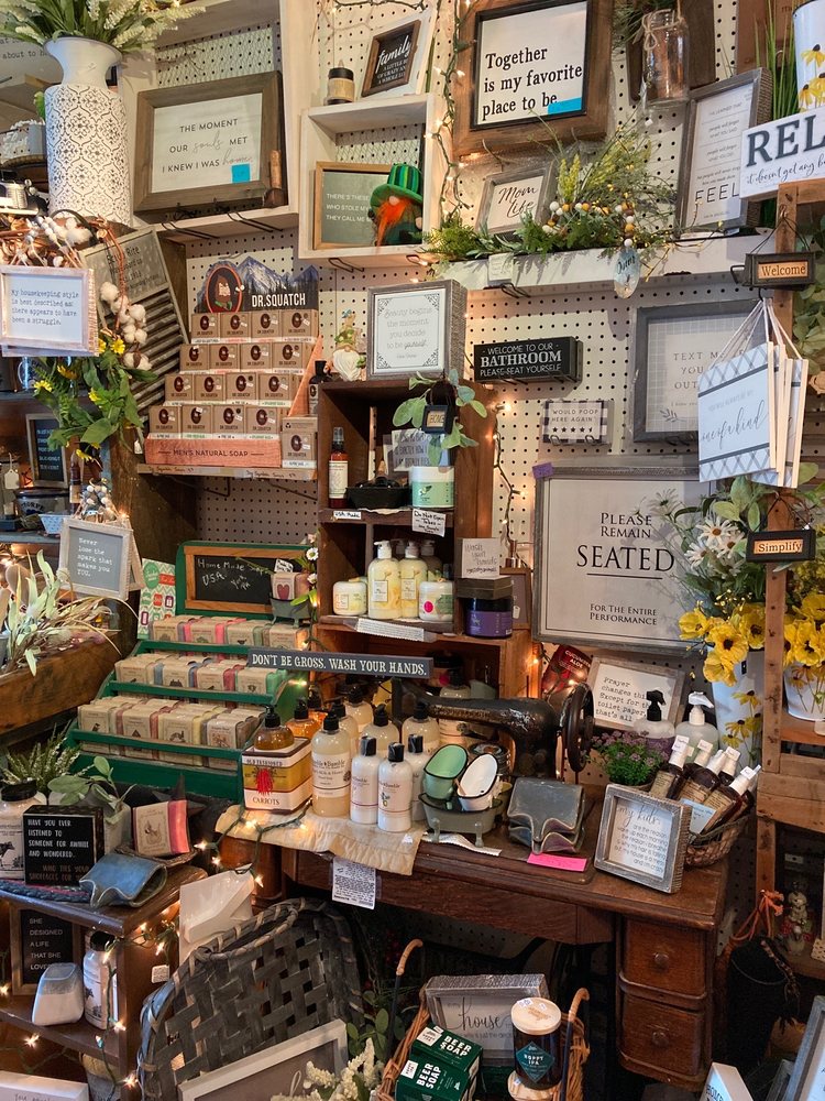 EVERYTHING NICE GIFT SHOP - Updated May 2025 - 21 Photos - 31 Race St ...