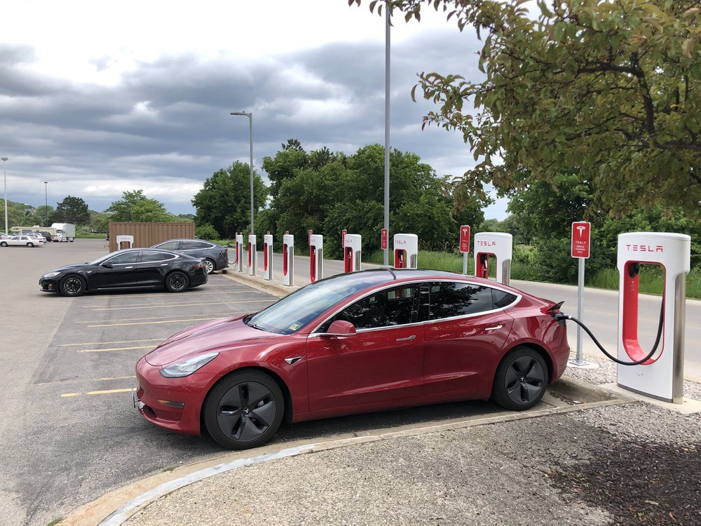 TESLA SUPERCHARGER - TRAVERSE CITY - Updated August 2024 - 3955 US Hwy ...