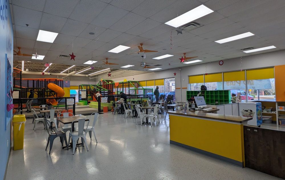 WIGGLE GIGGLE - Updated June 2024 - 50 Photos & 17 Reviews - 1812 ...