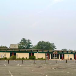 WEST HARTFORD PUBLIC LIBRARY - BISHOPS CORNER BRANCH - 19 Photos - 15 ...