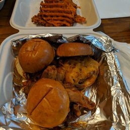 THREE KINGS PUBLIC HOUSE - Updated December 2025 - 281 Photos & 285 ...