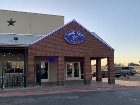 BLUE SKY TEXAS - Updated October 2025 - 19 Photos & 42 Reviews - 3001 W ...