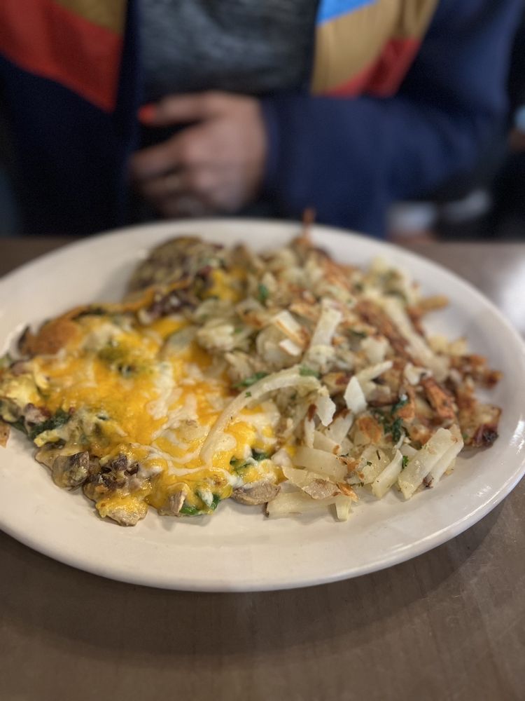 STACKS - Updated December 2025 - 65 Photos & 62 Reviews - 1202 Lincoln ...