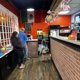 LADUE TACO - Updated September 2025 - 49 Photos & 44 Reviews - 9783 ...