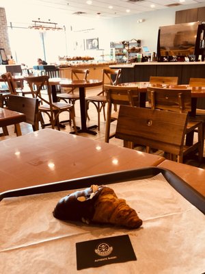 HANDSOME BAKERY AND CAFE - 436 Photos & 180 Reviews - 204 E Golf Rd ...