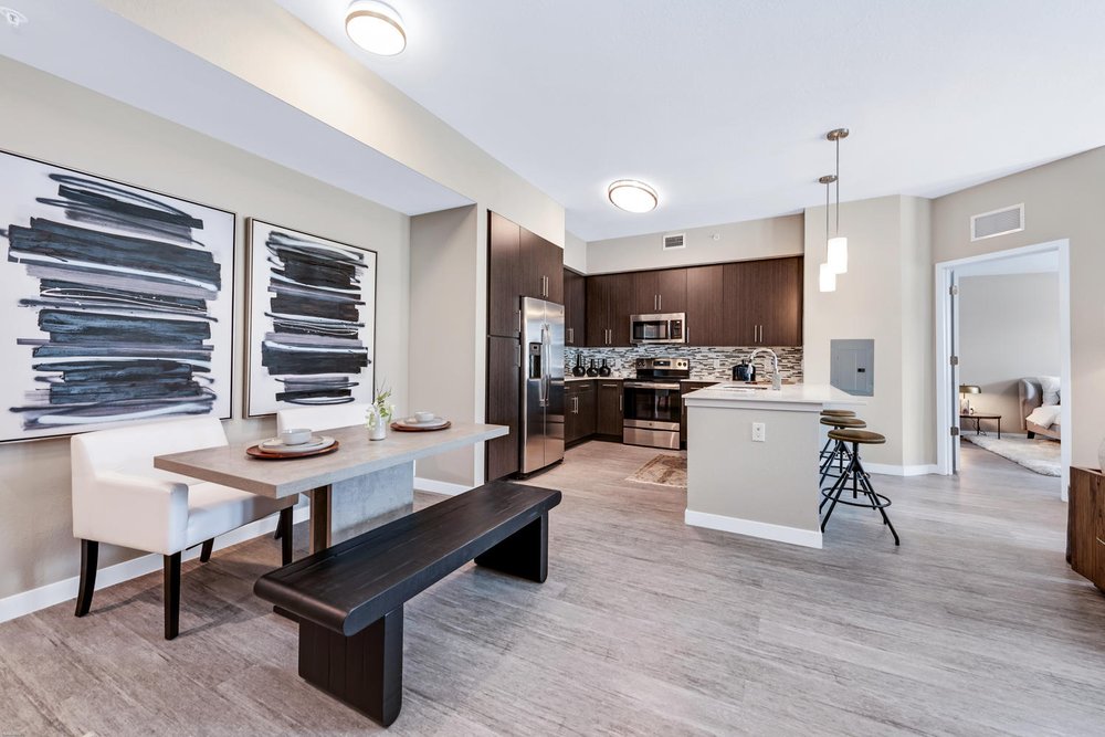 LEGACY GATEWAY APARTMENTS - Updated May 2024 - 32 Photos - 10900 Legacy ...