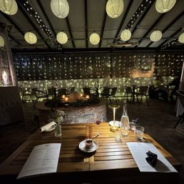 VOLO RESTAURANT WINE BAR - Updated December 2025 - 549 Photos & 643 ...