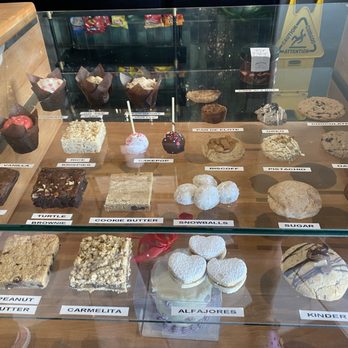 SWEET CO - Updated August 2025 - 16 Photos - 1018 E Washington St ...