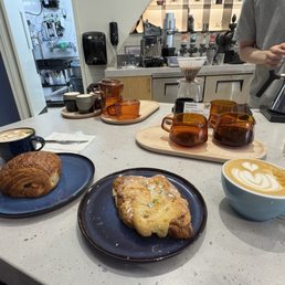 MOONWAKE COFFEE ROASTERS - Updated July 2025 - 604 Photos & 250 Reviews ...