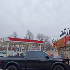 FAT DOGS LINCOLN - Updated January 2026 - 1105 W Bond St, Lincoln ...