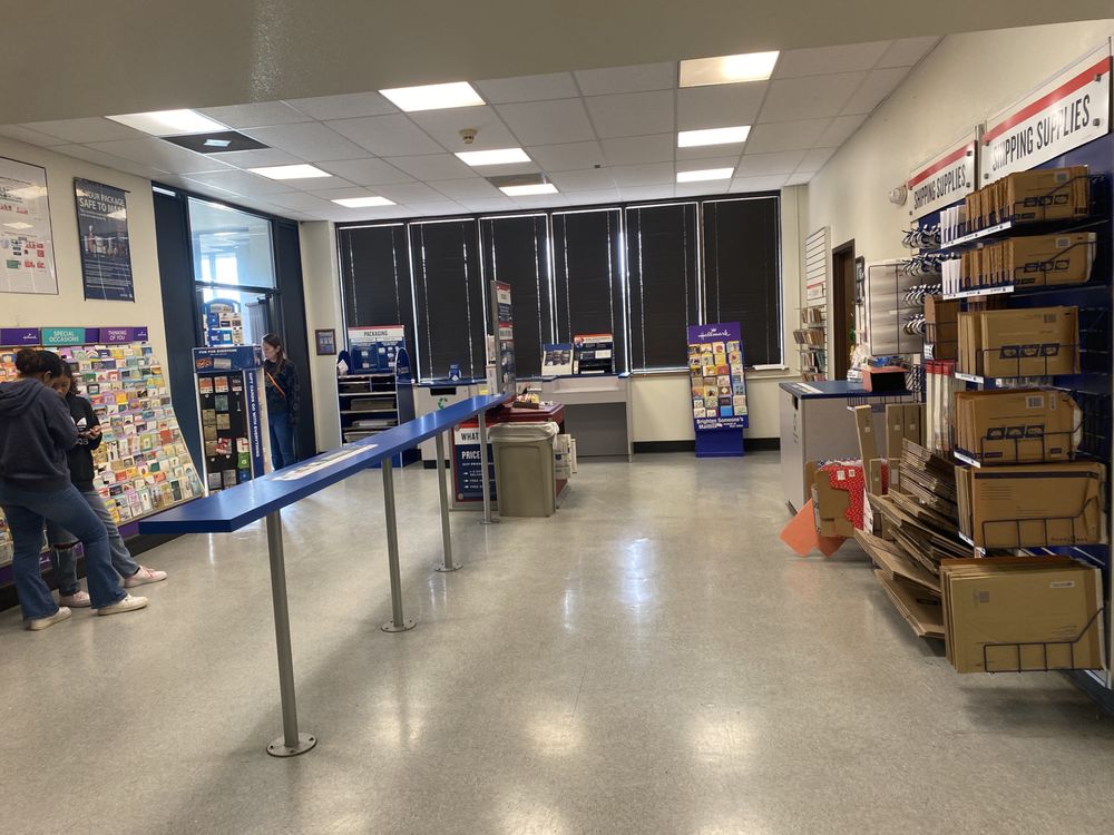 UNITED STATES POST OFFICE - Updated December 2025 - 24 Reviews - 232 SW ...
