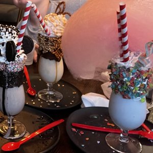 SHAKE NO EIGHT - 174 Photos & 78 Reviews - 1537 N High St, Columbus ...