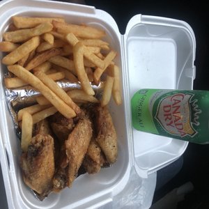 CHEF PATS SEAFOOD AND GRILL - 20 Photos & 30 Reviews - Chicken Wings ...