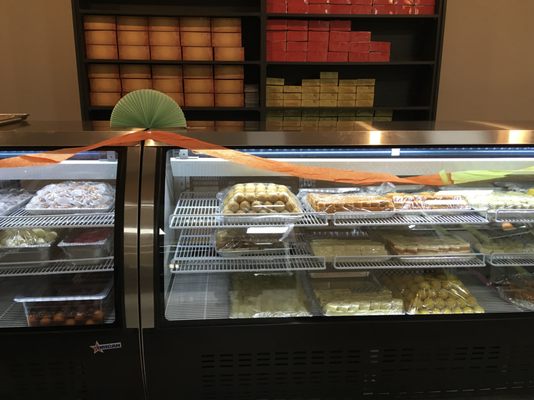 LAZEEZ INDIAN CUISINE & SWEETS - Updated November 2024 - 5850 88 Avenue NE, Calgary, Alberta ...