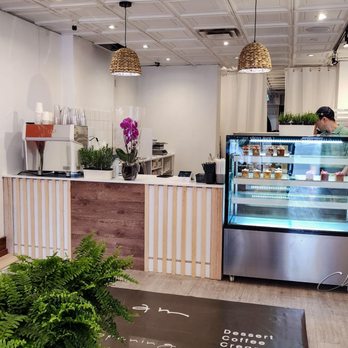 KREAM DESSERT - Updated June 2024 - 77 Photos & 34 Reviews - 526 Yonge ...