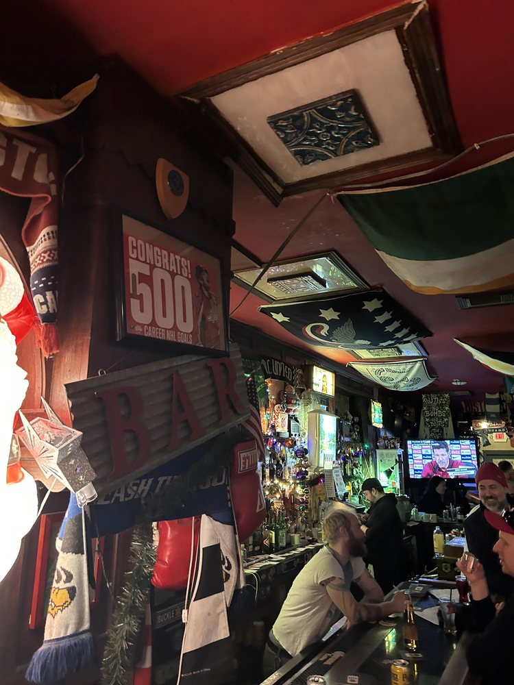 THE PUG - Updated January 2026 - 66 Photos & 236 Reviews - 1234 H St Ne ...