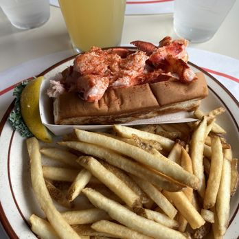 BARNACLE BILLY’S - Updated April 2025 - 434 Photos & 571 Reviews - 70 ...