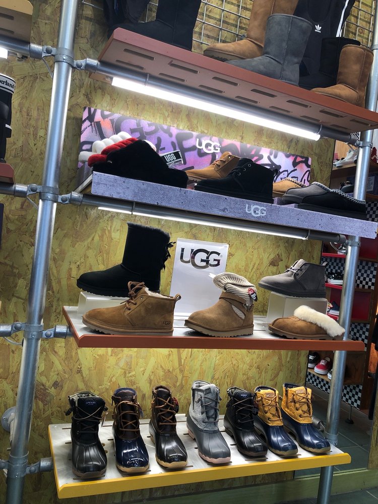 JOURNEYS - 264 19th St NW, Atlanta, Georgia - Shoe Stores - Phone ...