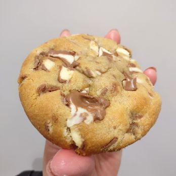 ANDREA’S COOKIES - Updated December 2025 - 35 Photos & 11 Reviews ...