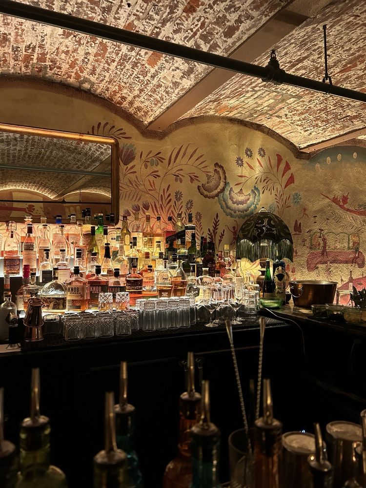 SIMMER DOWN - Updated July 2025 - 25 Photos - 519 N Market St ...