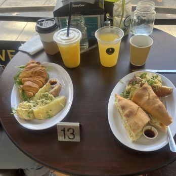 CAFE UCCELLO - Updated October 2025 - 323 Photos & 254 Reviews - 340 ...