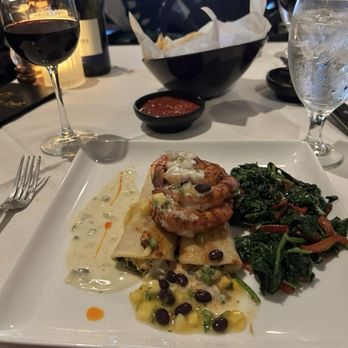 VIA REAL - Updated October 2025 - 590 Photos & 809 Reviews - 4020 N ...